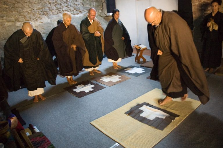 Dojo Zen: Activitats quotidianes | Centre Zen Barcelona